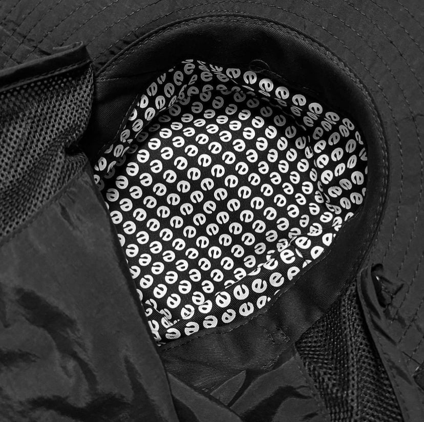 TTT Beach hat Black – EXTRO